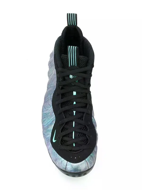 Nike Foamposite One Sneakers