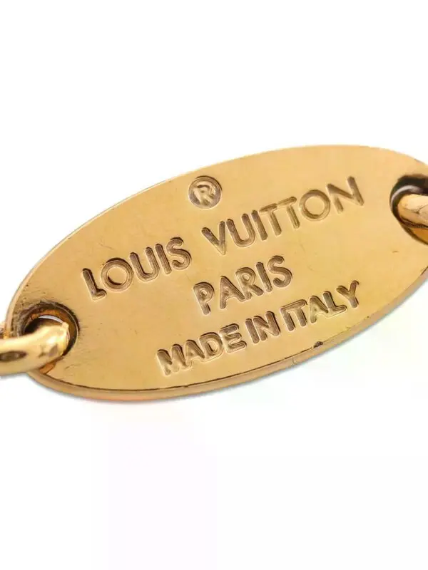 LOUIS VUITTON Essential V Necklace