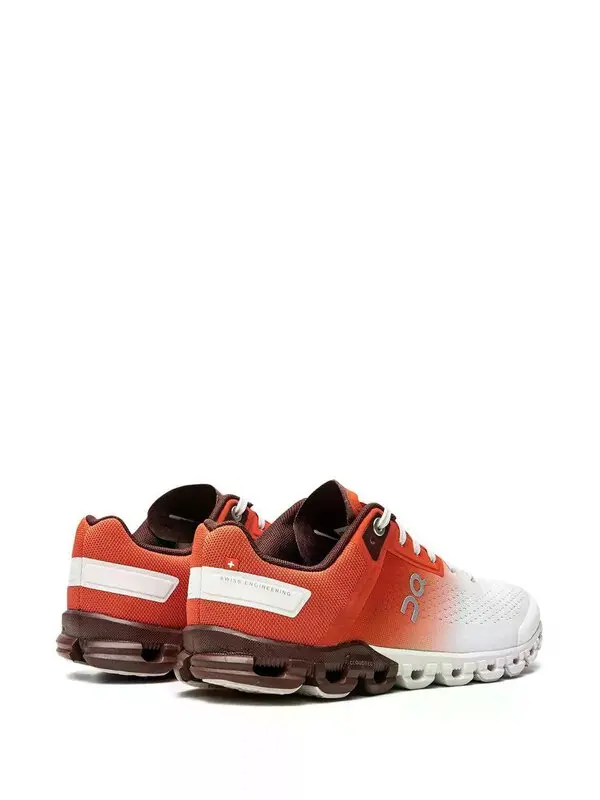 On Cloudflow Low-top Sneaker