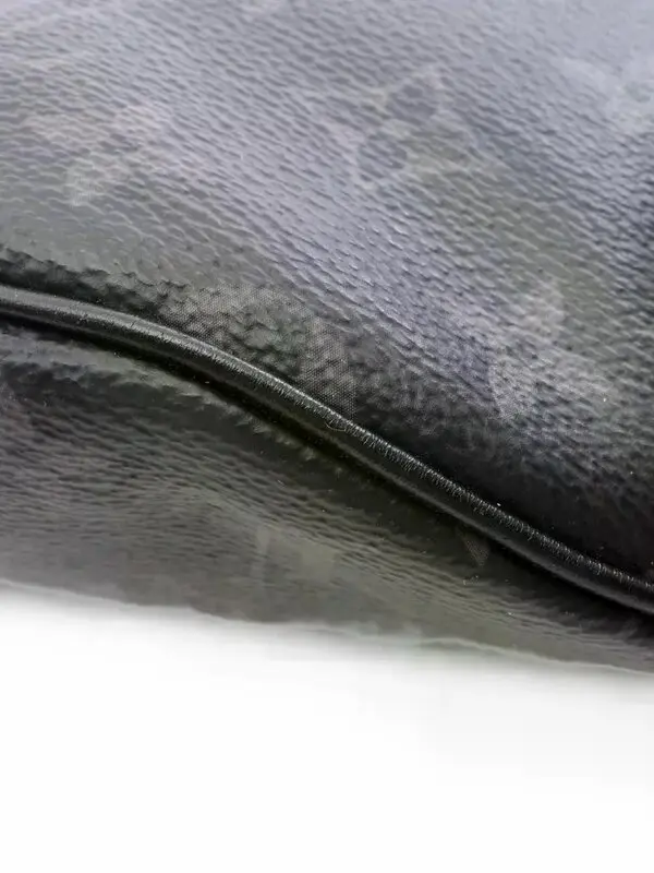 LOUIS VUITTON Monogram Eclipse Discovery Belt Bag - Black