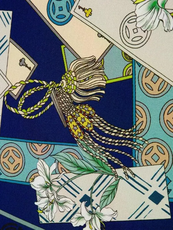 Shanghai Tang A Winning Hand Foulard