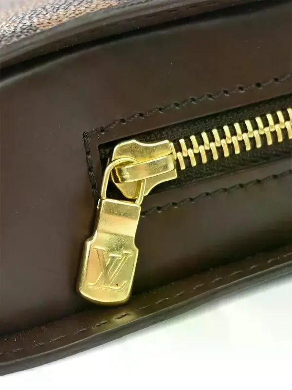 LOUIS VUITTON 2010 Saint Louis Clutch Bag