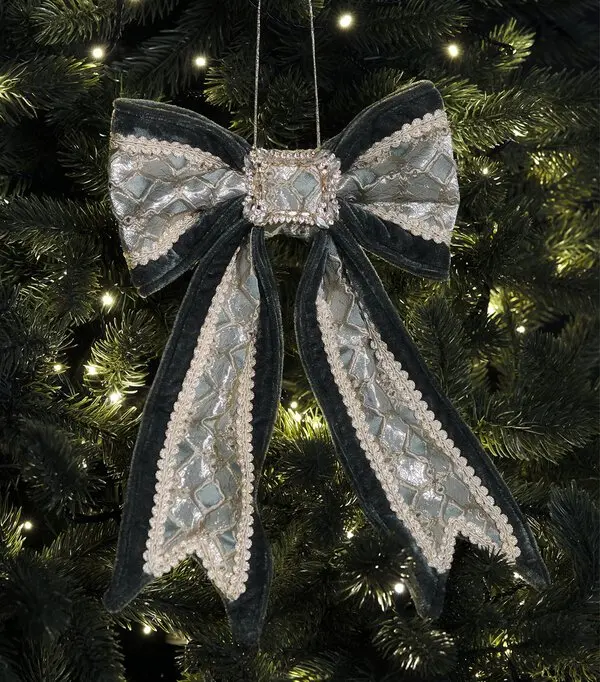 LUXURY GARLAND Ribbon Bow Tree Decoration