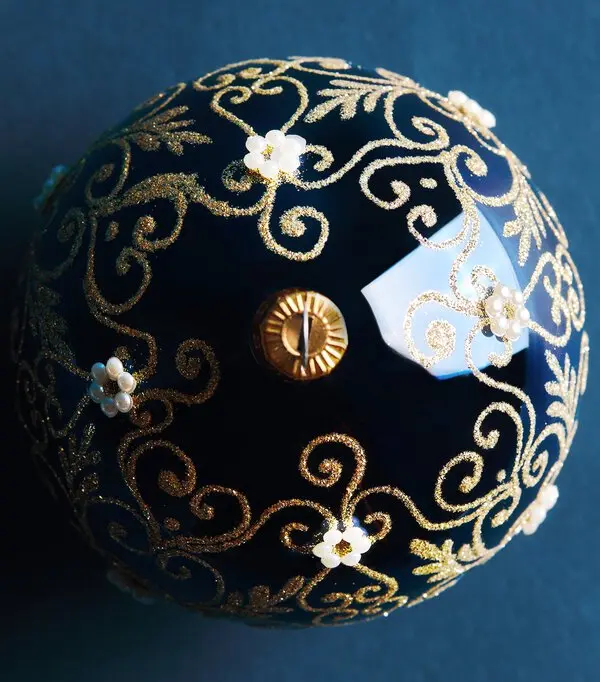 Harrods Floral Swirl-pattern Bauble