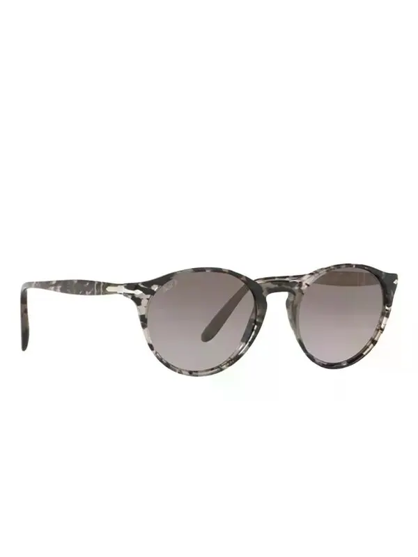 Persol Tortoiseshell Pattern Round Frame Sunglasses - Grey