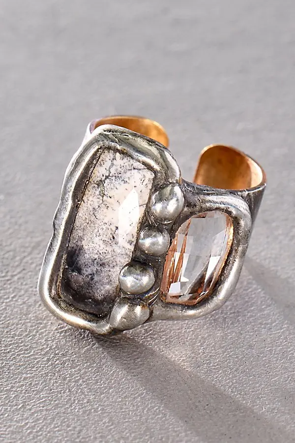 MIKAL WINN Crystal And Stone Ring - Moonstone