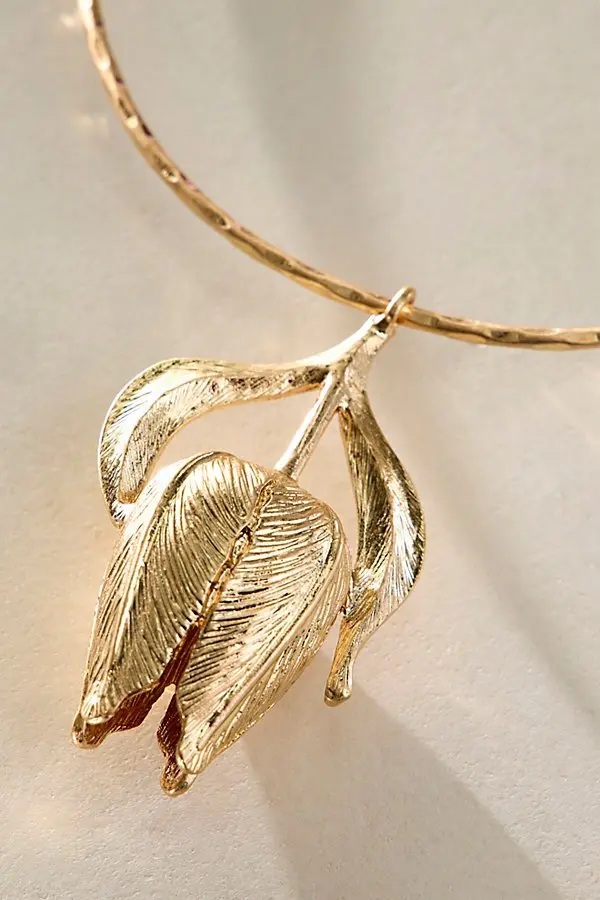 Free People Hammered Metal Choker Necklace With Rose Pendant - Tulip