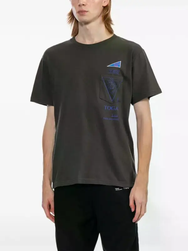 Toga Graphic-print Chest-pocket T-shirt