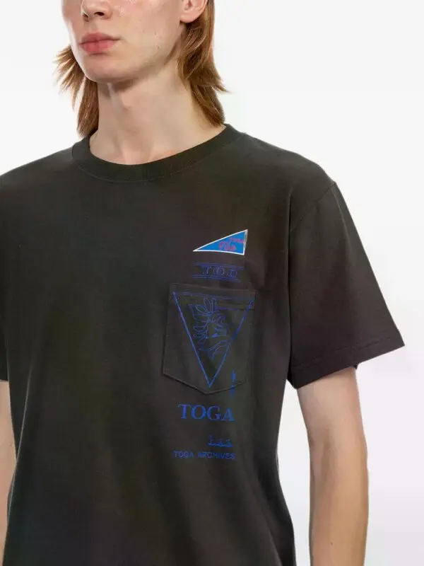 Toga Graphic-print Chest-pocket T-shirt