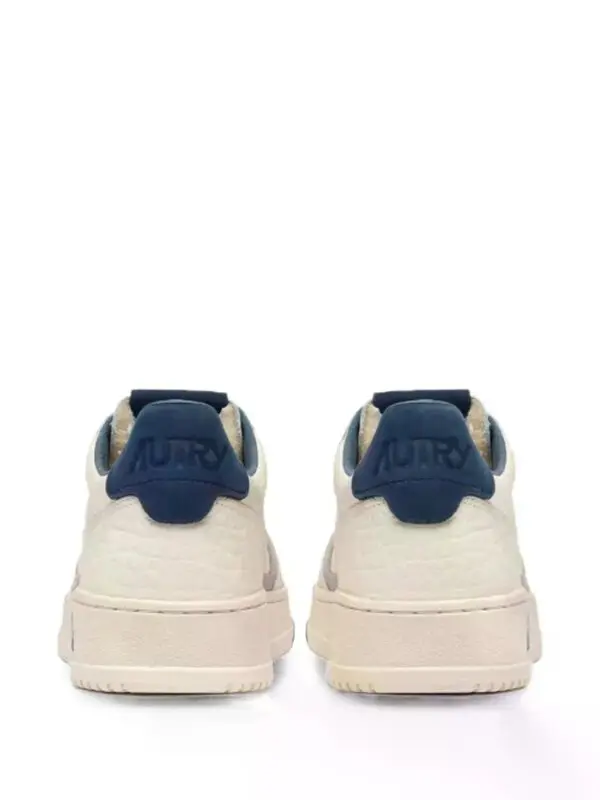 AUTRY Medalist Low Leather Sneakers