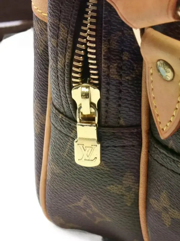 LOUIS VUITTON 2003 Reporter Pm Monogram Shoulder Bag
