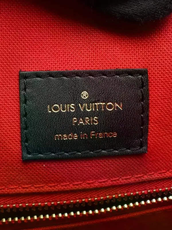 LOUIS VUITTON 2020 Monogram Reverse Giant Onthego Mm Satchel - Brown