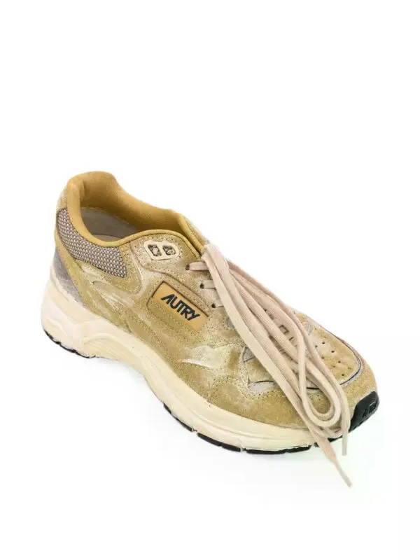 AUTRY Hyperway Sneakers In And Silver Suede