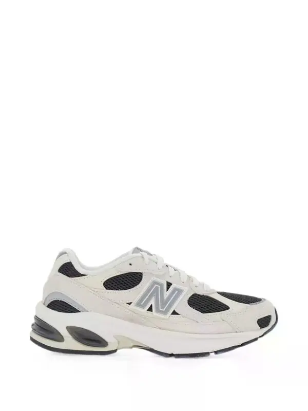NEW BALANCE 2010 Sneakers