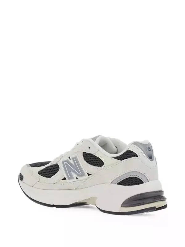 NEW BALANCE 2010 Sneakers