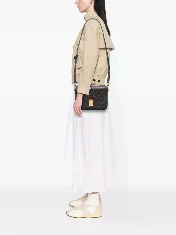 LOUIS VUITTON 2015 Monogram Pochette Metis Satchel