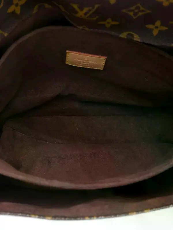 LOUIS VUITTON 2015 Monogram Pochette Metis Satchel