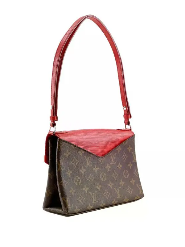 LOUIS VUITTON 2017 Monogram Epi Saint Michel Crossbody Bag