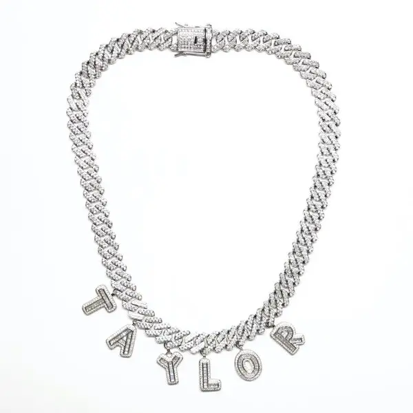 BLACK CAKE Taylor Bold Rhinestone Dazzling Statet Necklace - Silver