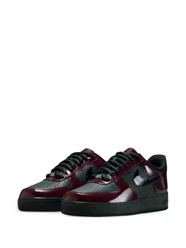 Nike Force 1 '07 Lv8 Sneakers
