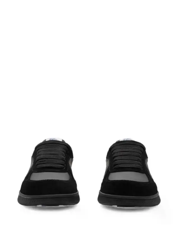 Burberry Calf Leather And Suede Sneakers - Black