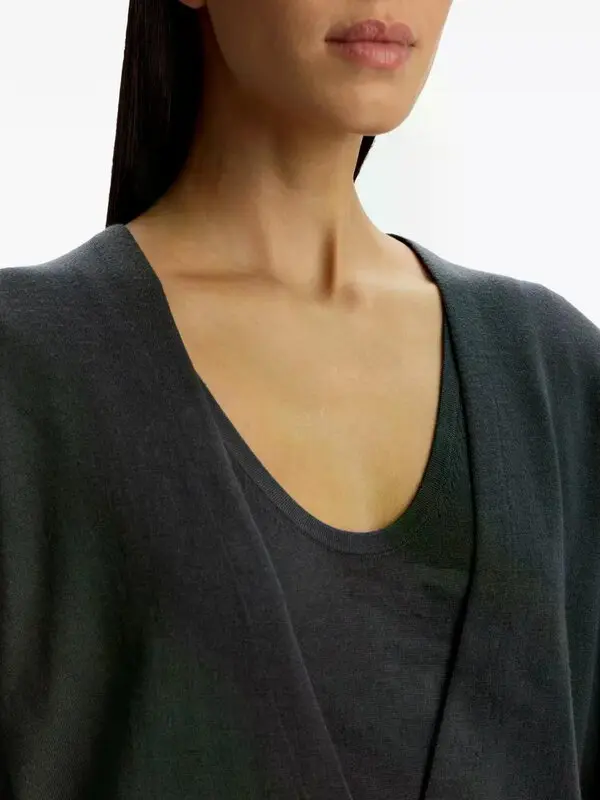 12 STOREEZ V-neck Cardigan