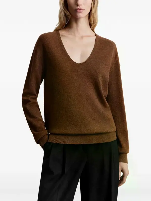12 STOREEZ V-neck Sweater