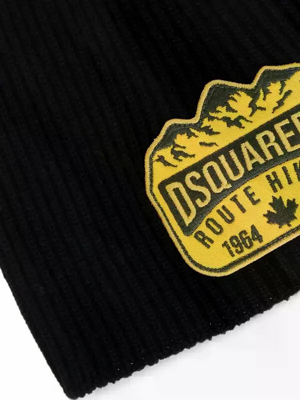 Dsquared2 Ribbed Knit Beanie Hat With Logo Patch