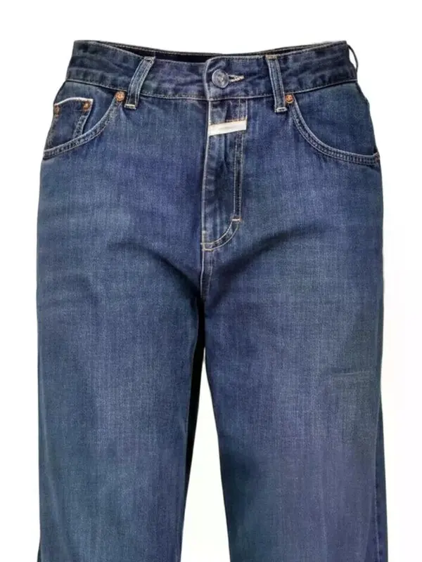 Closed Jayla Jeans
