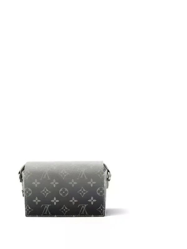 LOUIS VUITTON Steamer Wearable Wallet Gradient Monogram Canvas Crossbody Bag