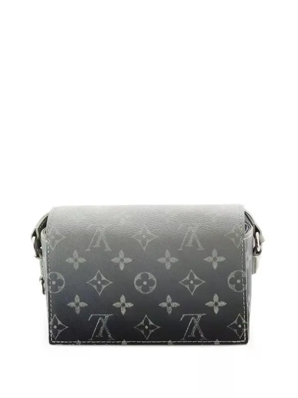 LOUIS VUITTON Steamer Wearable Wallet Gradient Monogram Canvas Crossbody Bag