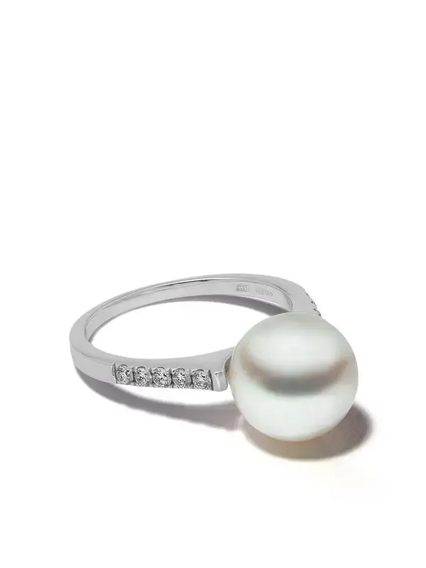 Yoko London 18kt White Gold Freshwater Pearl And Diamond Ring - Silver