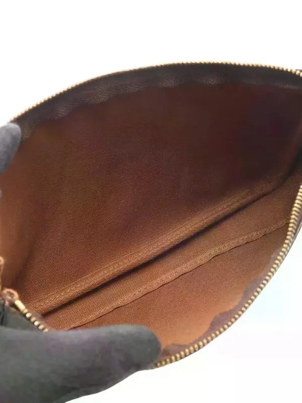 LOUIS VUITTON 2000 Monogram Pochette Accessoires Shoulder Bag