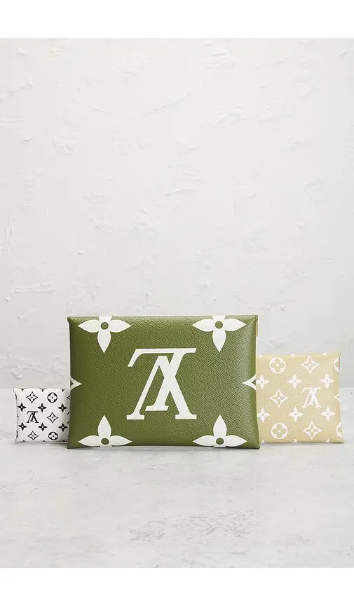 FWRD RENEW Louis Vuitton Monogram Giant Kirigami Pochette Set