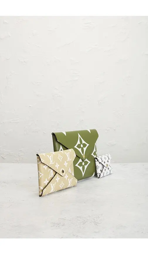 FWRD RENEW Louis Vuitton Monogram Giant Kirigami Pochette Set