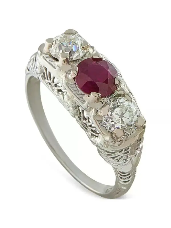 LB EXCLUSIVE 18 Karat White Gold Ruby And Diamond Ring
