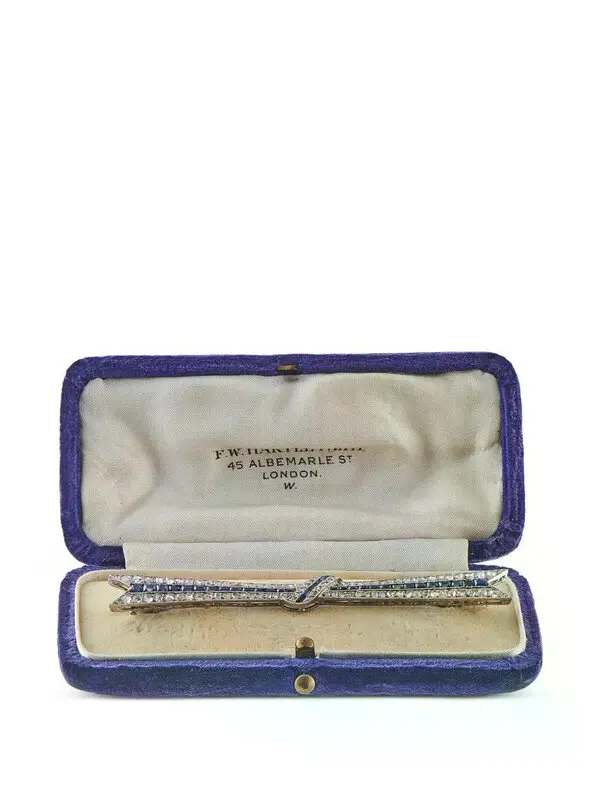LB EXCLUSIVE Diamond And Sapphire Bow Brooch In 18k White Gold