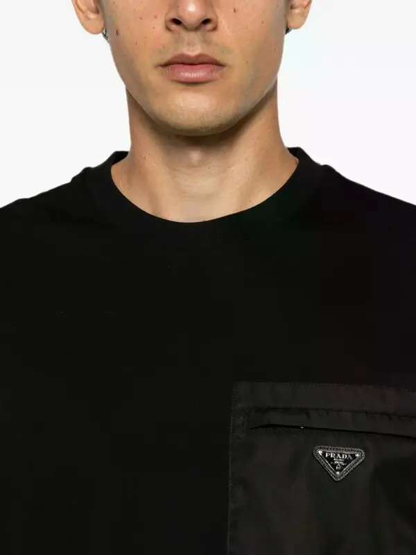 Prada Logo-plaque Patch-pocket T-shirt