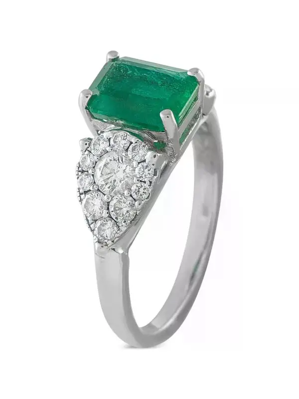 LB EXCLUSIVE Emerald And Diamond Ring In 18k White Gold