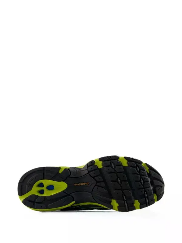NEW BALANCE 740 Sneakers