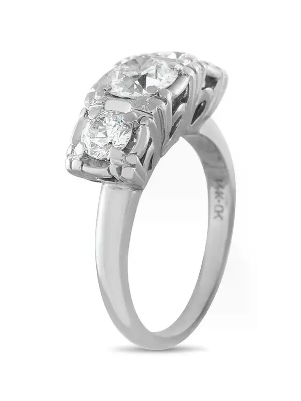 LB EXCLUSIVE Diamond Three-stone Ring - Silver