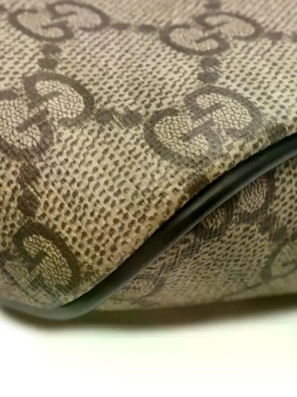 Gucci Gg Supreme Two-way Handbag