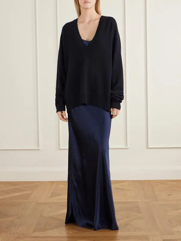 NILI LOTAN Camelia Cashmere V-neck Sweater