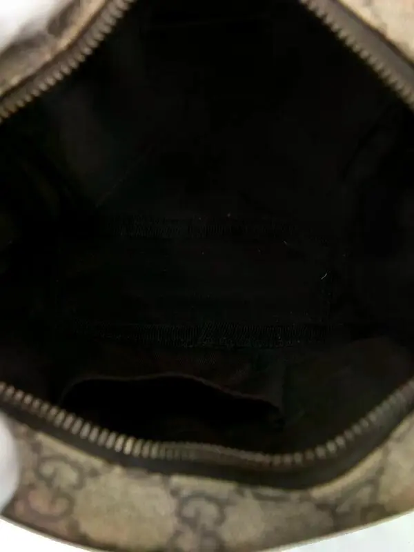 Gucci Gg Supreme Crossbody Bag