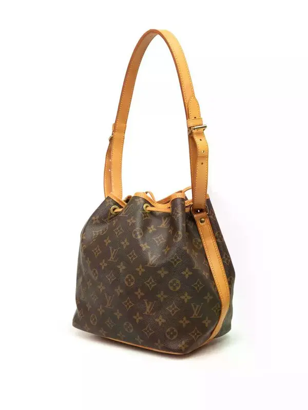 LOUIS VUITTON 2005 Monogram Petit Noe Bucket Bag