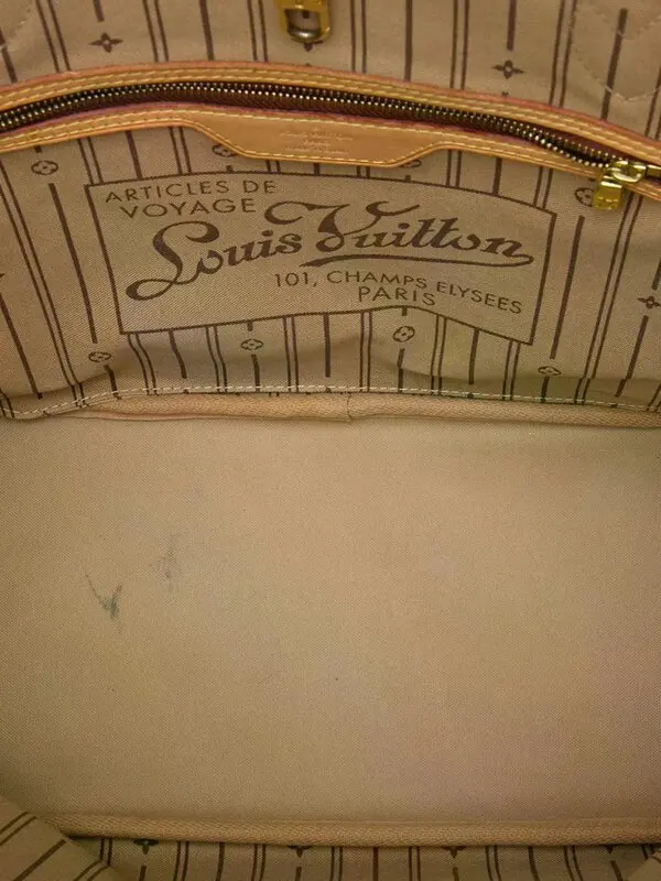 LOUIS VUITTON 2010 Monogram Neverfull Mm Tote Bag
