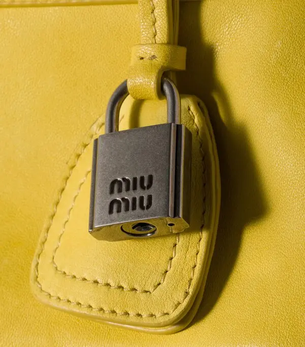 Miu Miu Nappa Leather Vivant Top-handle Bag - Yellow