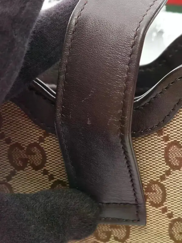 Gucci Gg Canvas Shoulder Bag