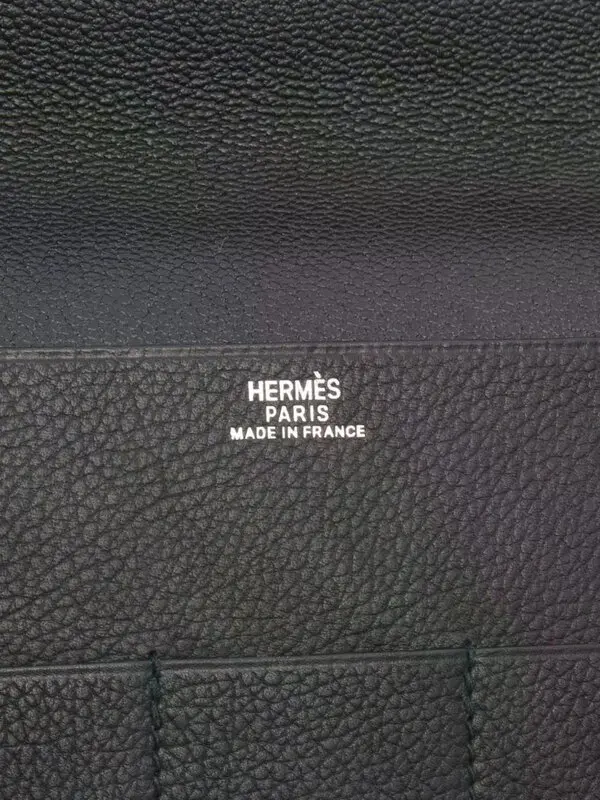 Hermès 2007 Evercalf Leather Wallet