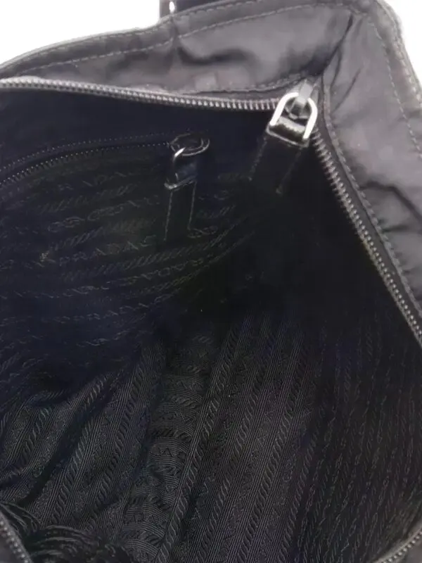 Prada 2000s Triangle Logo Saffiano Leather Shoulder Bag - Black